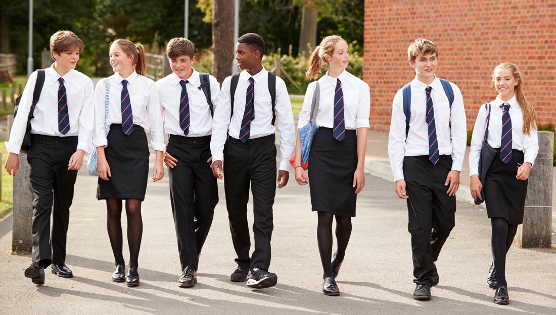 Kj pepress I Skoleg rden Tror Skoleuniform Kan V re L sningen DNB kj-pepress-i-skoleg-rden-tror-skoleuniform-kan-v-re-l-sningen-dnb