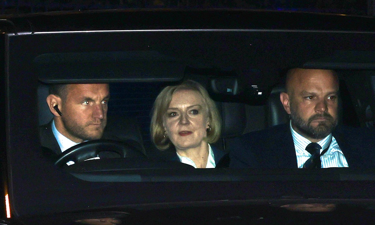 Liz Truss' heftige u-sving - DNB Nyheter