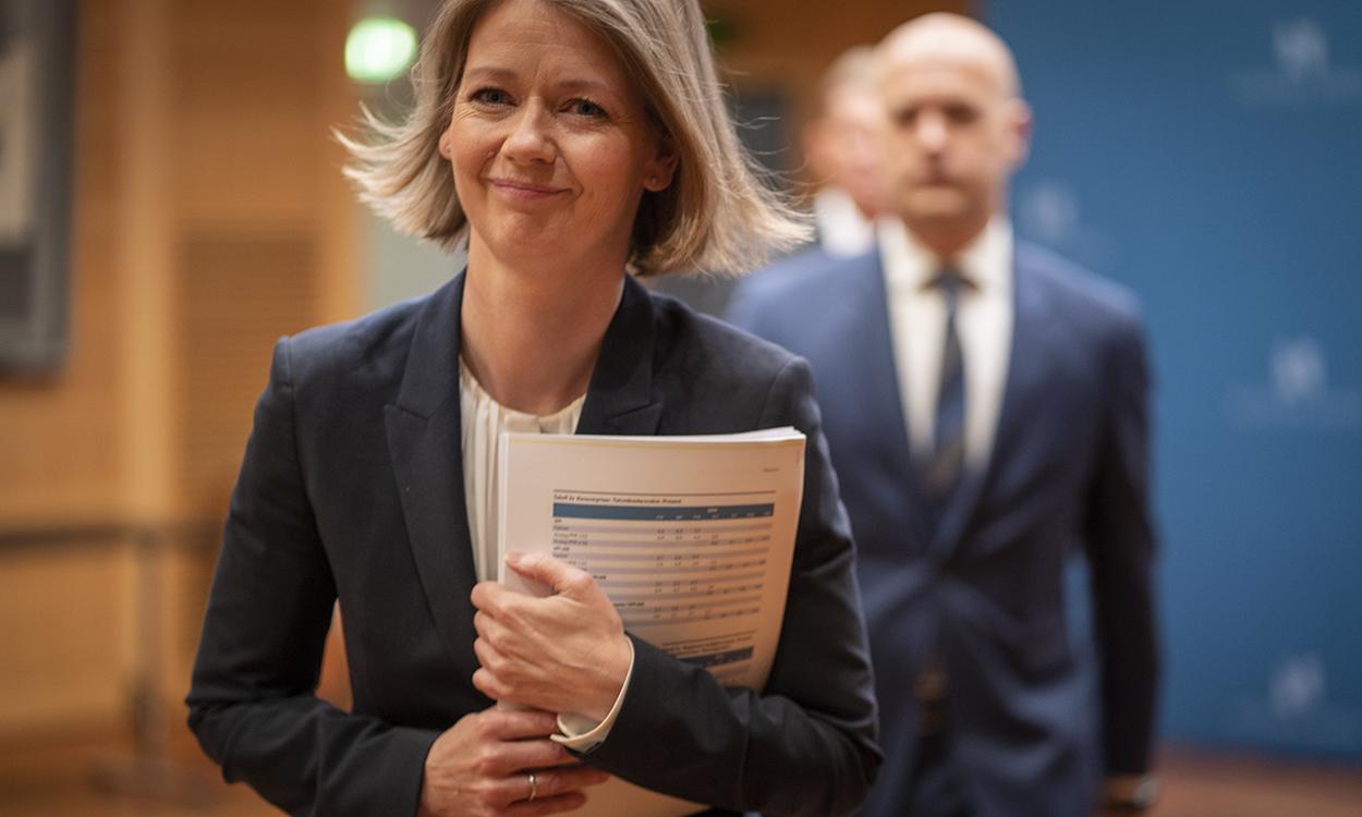 Norges Bank mer forsiktig til verks - DNB Nyheter